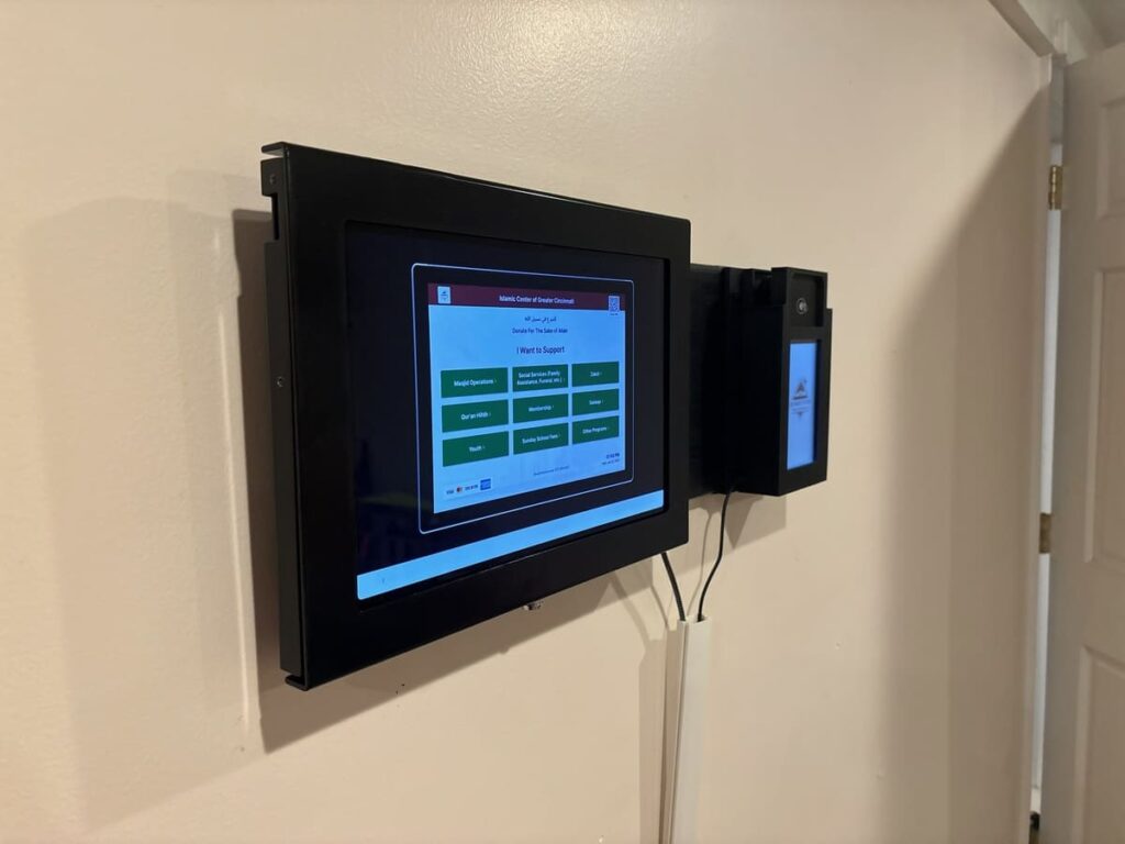 The Ultimate Kiosk Experience: Chip, Tap, Apple Pay, Google Pay Enabled